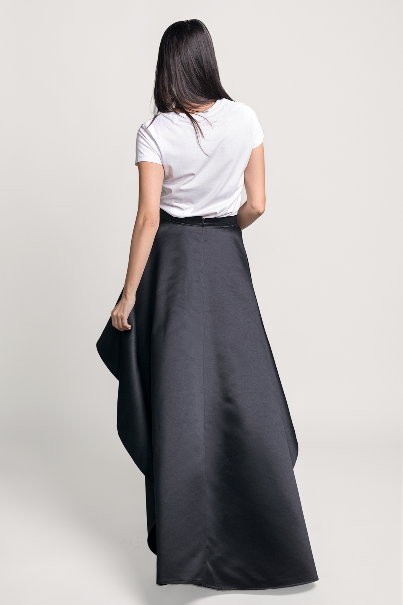 High Low Skirt Pattern: Look Bold And Stunning In An Asymmetric Skirt ...